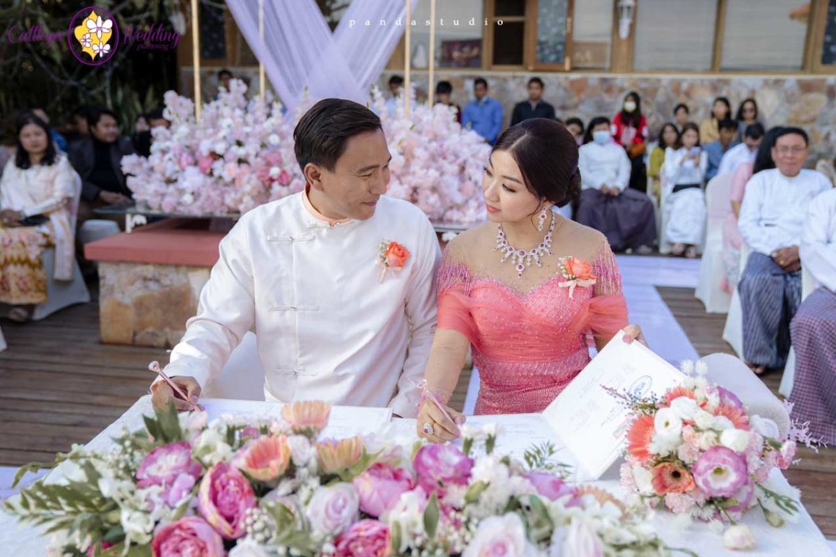 Paing & Thidar Signing Dec 2021 The View Pyin Oo Lwin